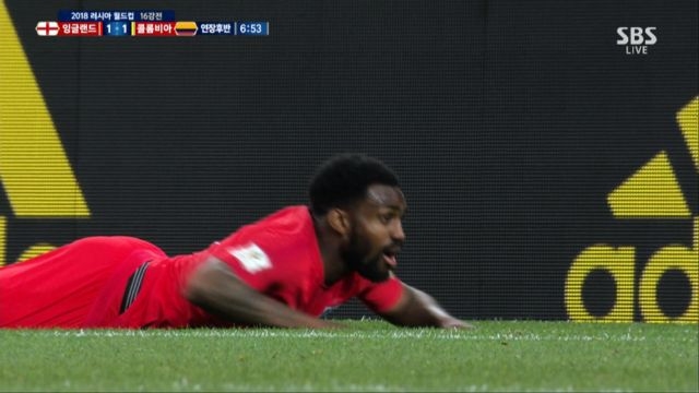 SBS 2018 FIFA 러시아 월드컵 : [콜롬비아 VS 잉글랜드] 폭발적인 속도, 골문 스치는 대니 로즈! : SBS