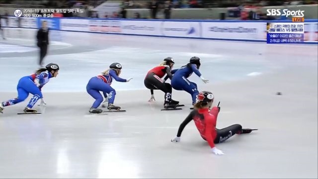 ISU 쇼트트랙 : [월드컵 5차] 여자 500m - 넘어지는 킴 부탱, 어드밴스로 결승 진출 : SBS