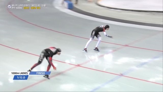 Isu 스피드스케이팅 간발의 차이로 결승선 통과하는 리 치스 [월드컵 4차 여자 1000m] Sbs