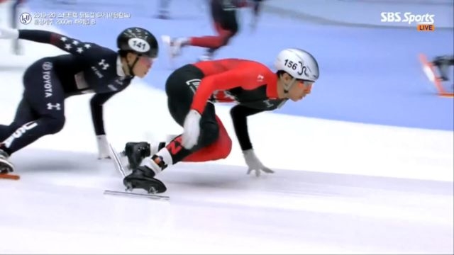 ISU 쇼트트랙 : 치열한 경기 끝 1위 기록하는 캐나다 [월드컵 6차 혼성 2000m 계주] : SBS