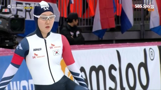 ISU 스피드스케이팅 : 차분하게 경기 마치는 김민지 [세계선수권 여자 500m 1차] : SBS