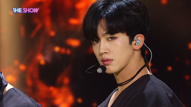 더 쇼 (THE SHOW) : [Hot Debut] 열정으로 불타오른, 위아이(WEi) '도화선(Fuze) (Prod.by ...