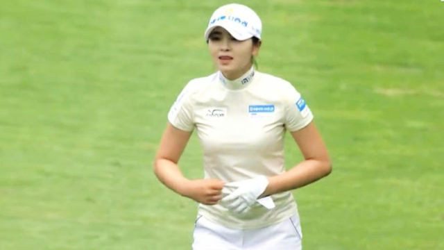 2022 KLPGA 투어 : 들어갈 뻔 했어요! 완벽한 샷 후 활짝웃는 이가영 [BC카드·한경 1R] : SBS Golf