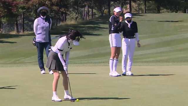 2022 서원·클럽디 레이디스 골프 챔피언십 : 한 치 양보 없는 승부, 사이좋게 파 기록하며 연장 2차 돌입! : SBS Golf