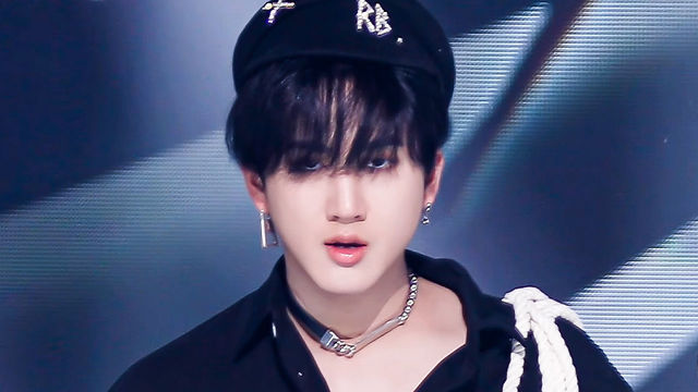 SBS 인기가요 : [페이스캠] 스트레이 키즈 창빈 'CASE 143' (Stray Kids CHANGBIN FaceCam) : SBS