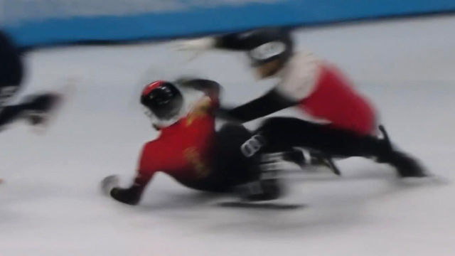 2022-23 ISU 쇼트트랙 : ‘격렬한 레이스’ 크게 넘어진 선수들 [월드컵 1차 남자 500m] : SBS