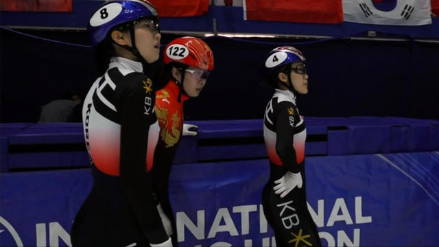 2022-23 ISU 쇼트트랙 : 거의 동시에 들어온 4명, 심석희 결승 진출! [월드컵 1차 여자 500m] : SBS