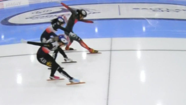 2022-23 ISU 쇼트트랙 : 치열한 피니시! 준결진출 확정짓는 서휘민, 최민정은 3위 [월드컵 2차 여자 500m] : SBS