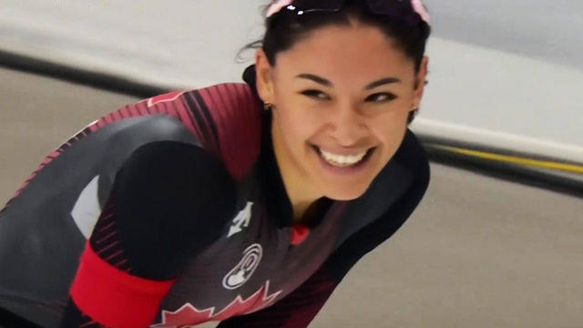 2022-23 ISU 스피드스케이팅 : 개인 최고 기록! 미소로 화답하는 캐롤리아 힐러 [4차 여자 500m] : SBS