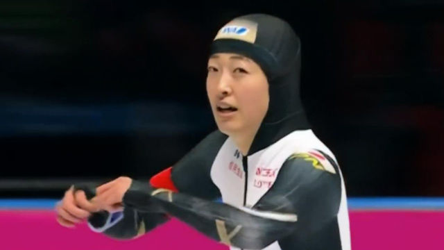 2022-23 ISU 스피드스케이팅 : 균형 맞지 않는 우사미 스즈네의 아쉬운 레이스 [5차 여자 500m] : SBS