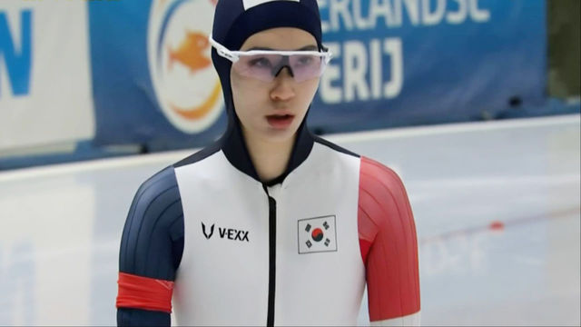 2022-23 ISU 스피드스케이팅 : 마지막에 중심을 잃으며 아쉬움 남기는 김현영 [월드컵 6차 여자 500m] : SBS