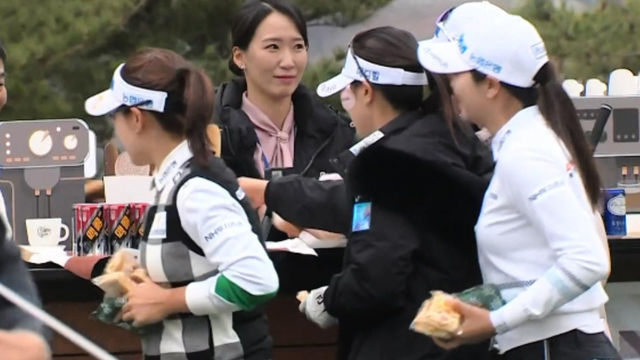 디오션 비치콘도-발리스틱 컵 골프구단 대항전 : 특색있는 전통, 공짜 빵에 신난 선수들 [골프구단 대항전 1R] : SBS Golf