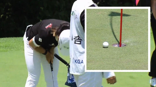 DB그룹 제37회 한국여자오픈 : 홀 바로 앞에서 바로 멈춰버리는 마다솜의 볼 [DB그룹 FR] : SBS Golf