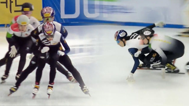 2023-24 ISU 국제빙상대회 : 조 2위 지키며 준결승 진출하는 대한민국 [4차 2000m 혼성계주 준준결승] : SBS