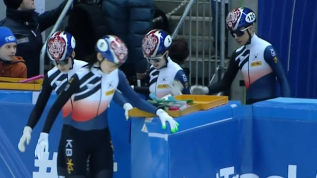 2023-24 ISU 국제빙상대회 : 최선 다한 추격 끝에 동메달 차지하는 대한민국 혼성 계주팀 [5차 혼성계주 2000m 결승 ...