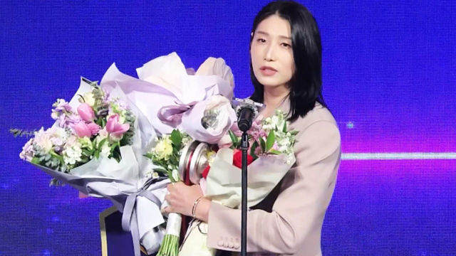 2023-24 V리그 : 김연경, 프로배구 2년 연속 MVP! : SBS